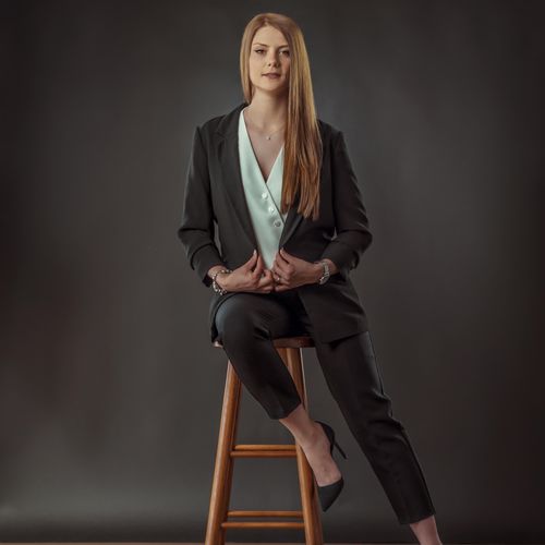 Ana Tãnase Nail Trainer & Salon Ploiești - MERO