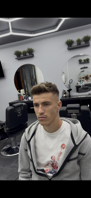 Programări Frizerie și barber București - MERO